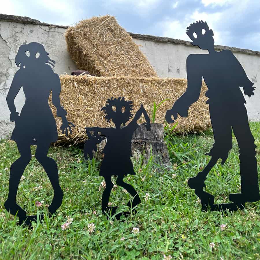 Zombie Family Metal Yard Art, Halloween Decor - Moonarch